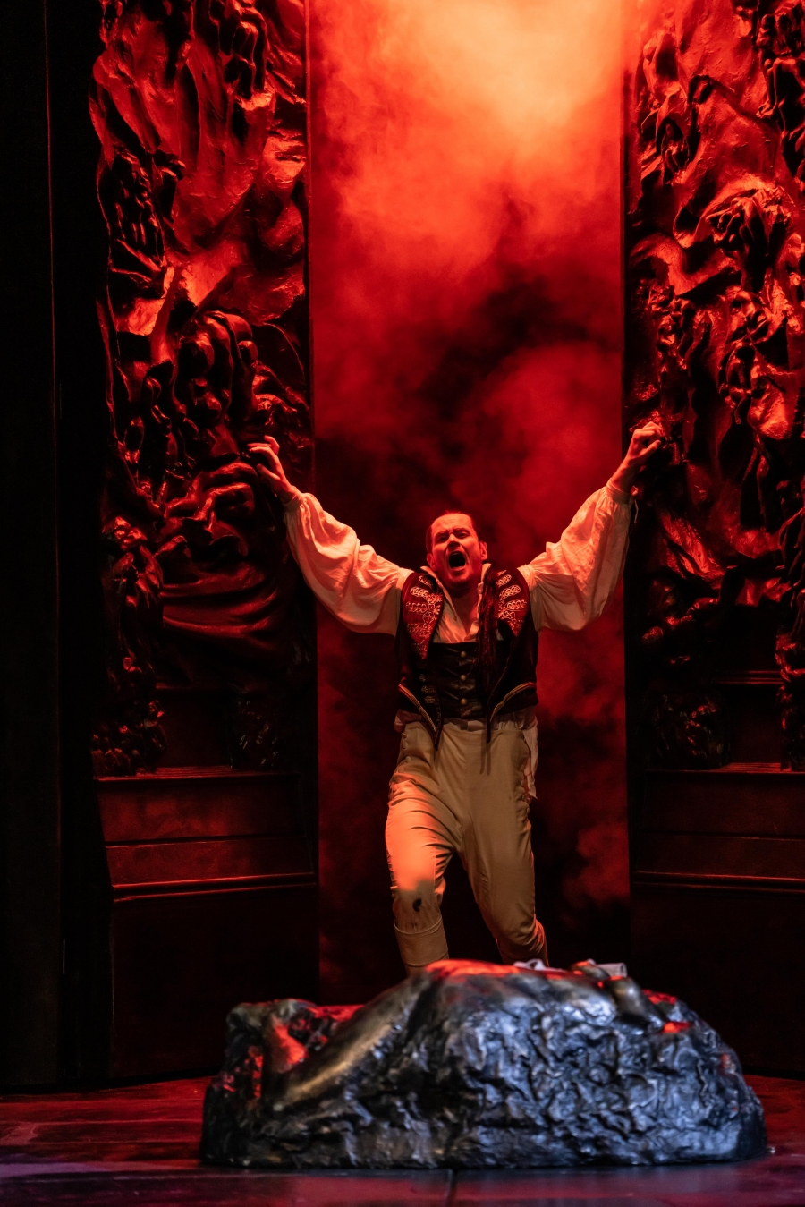 Don Giovanni, to hell and back – Opera Scene